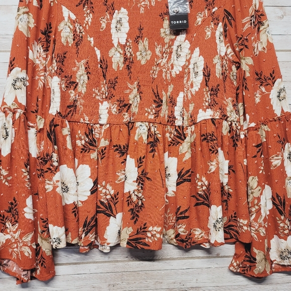 torrid | Tops | Torrid Red Terracotta Floral Crinkled Babydoll Top ...